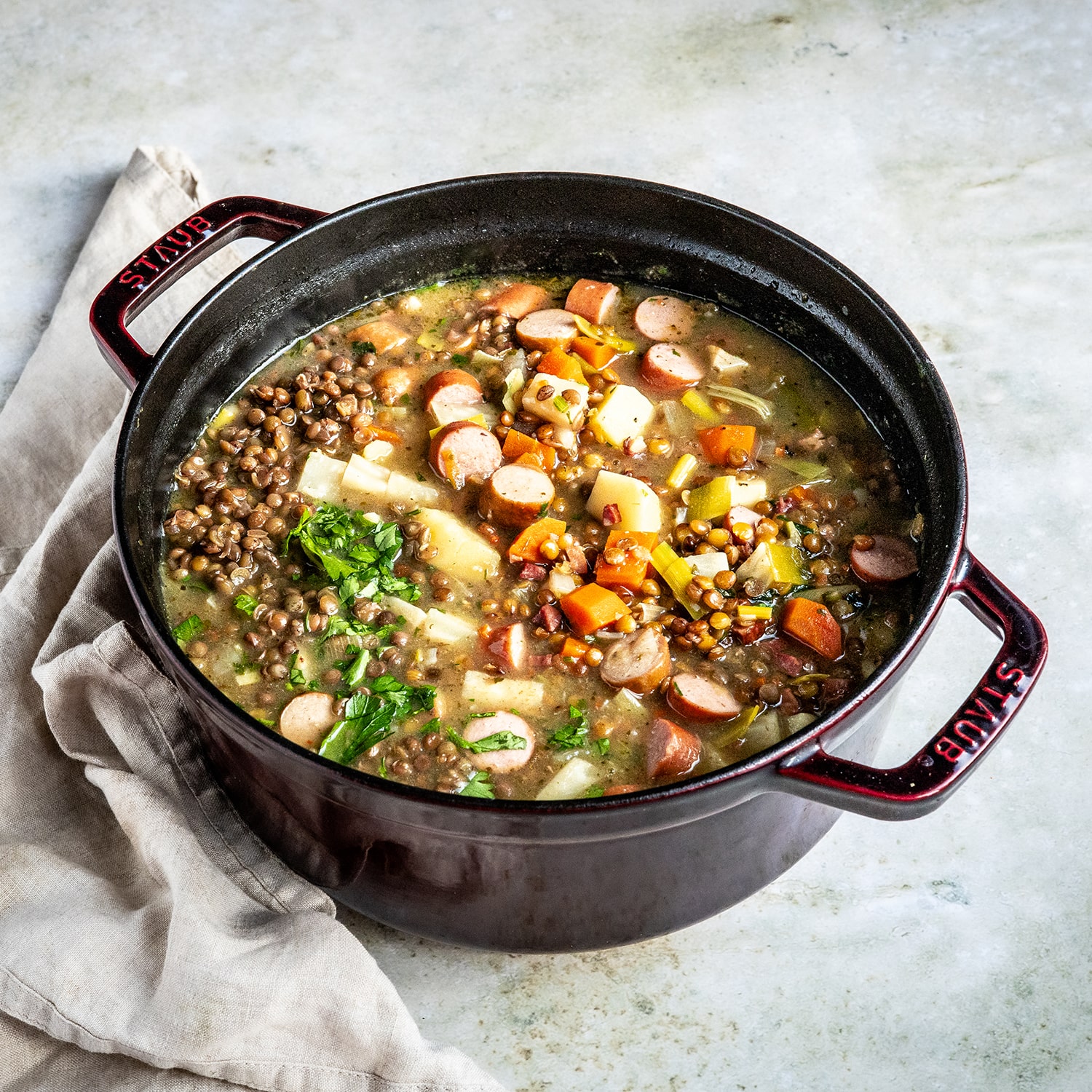 Linsensuppe mit Speck – klassisch wie von Oma – twopotatoes.de